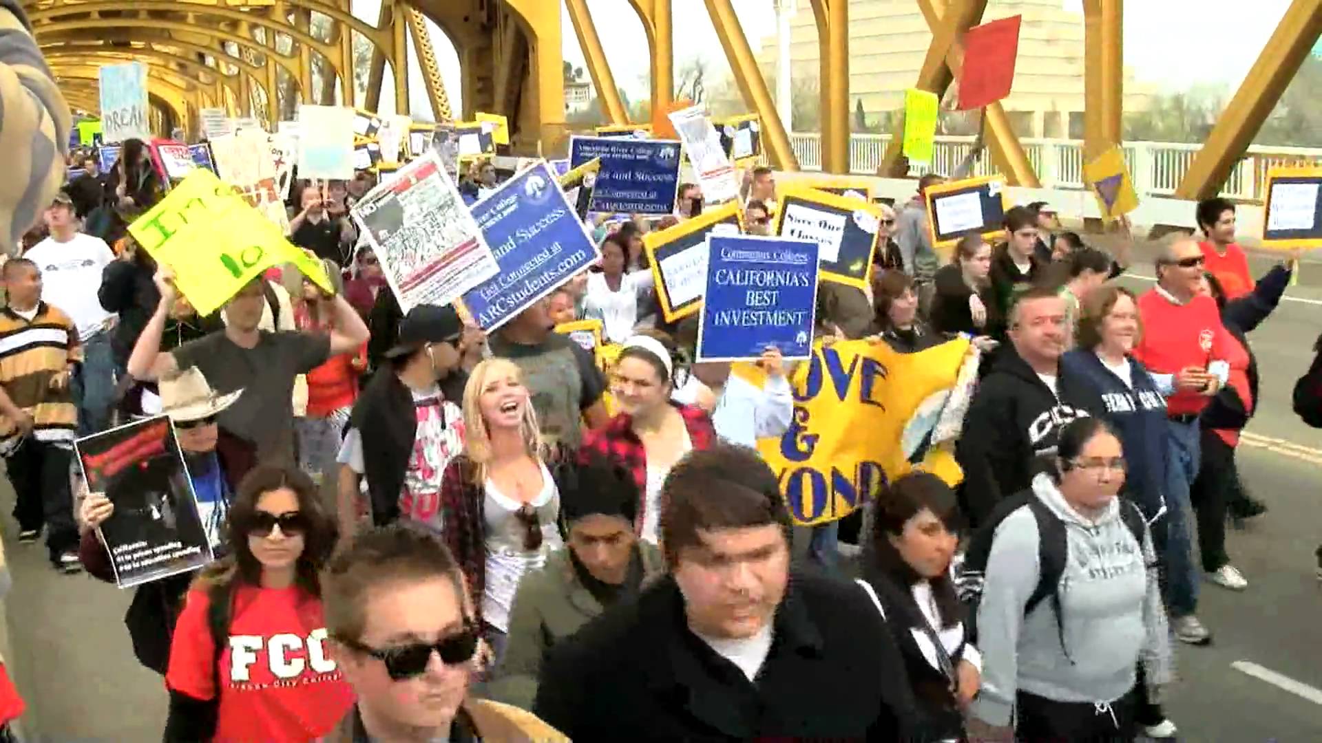 Students rally in Sacramento against budget cuts – Daily Sundial