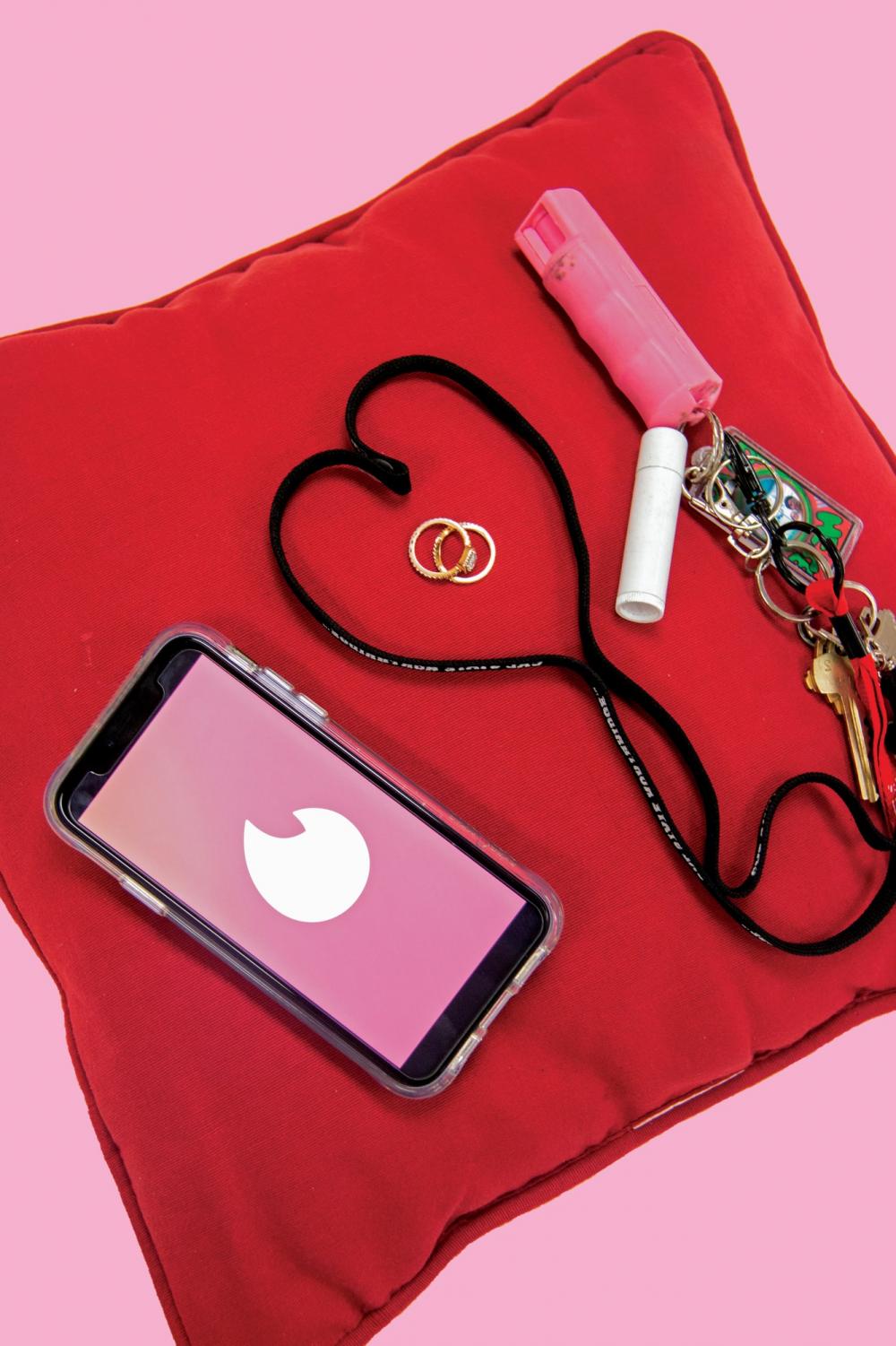 The Dangers of Dating Apps – Daily Sundial