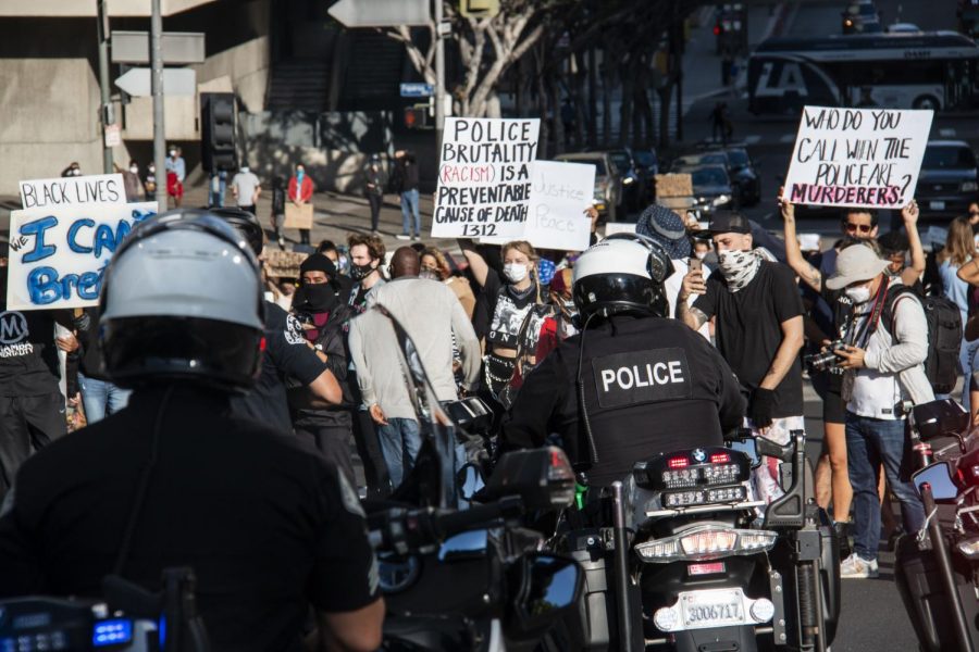 Daily Sundial | Over 500 protesters arrested after peaceful protest ...