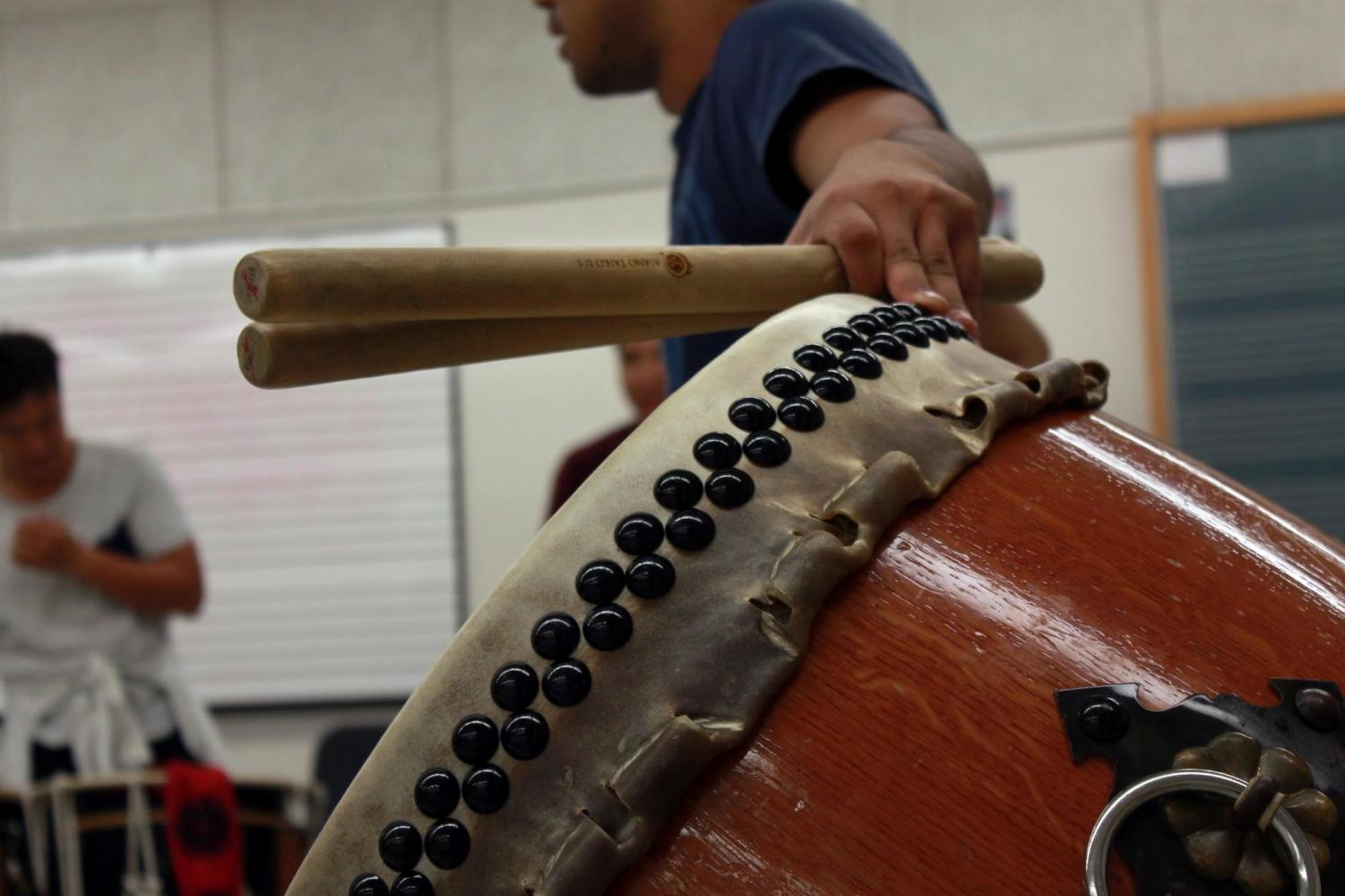 Jishin Taiko Ensemble brings traditional Japanese American drumming to ...