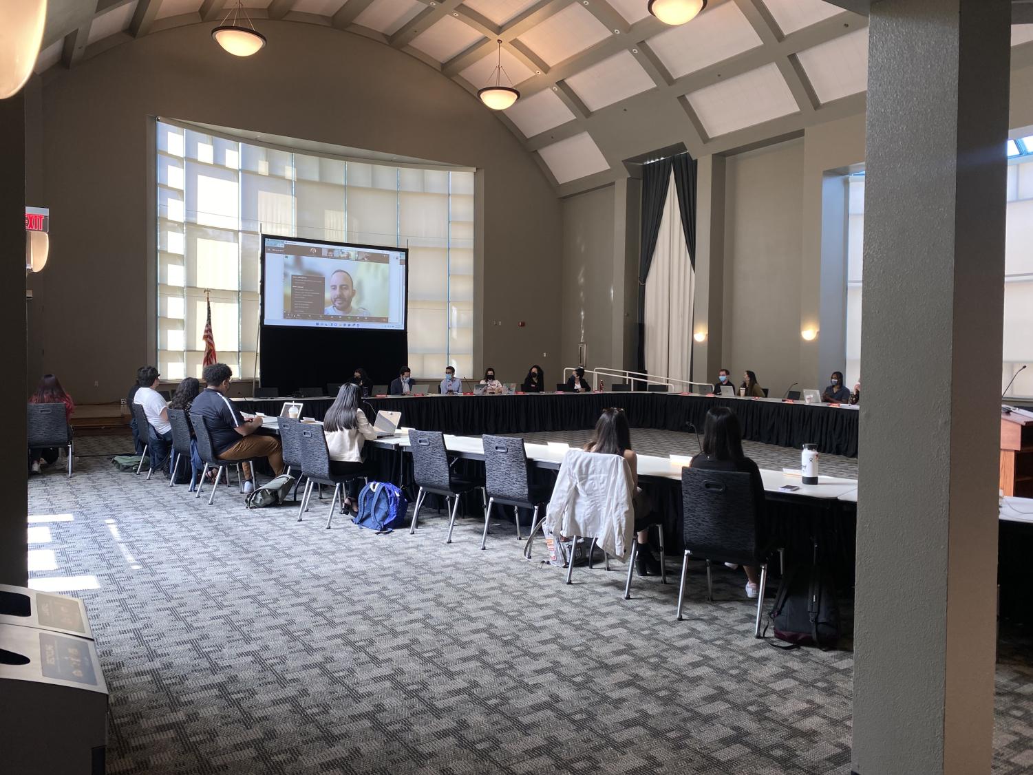 AS meeting focuses on academic advisement – Daily Sundial