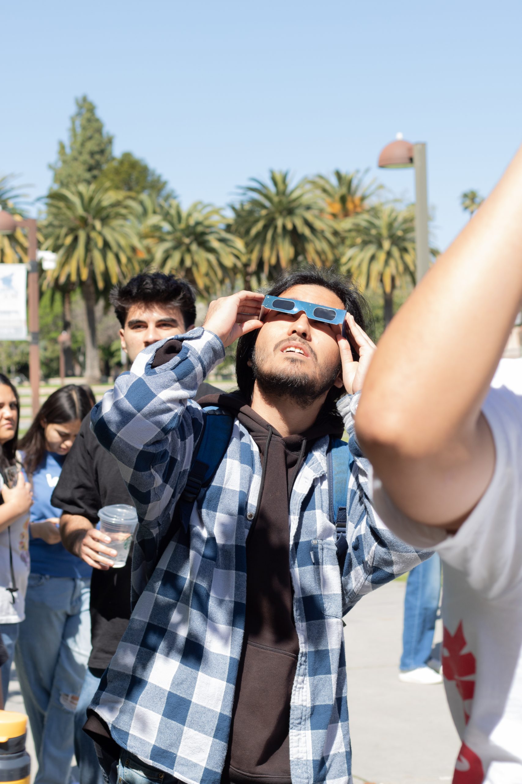 Campus eclipsed by rare solar phenomenon – Daily Sundial