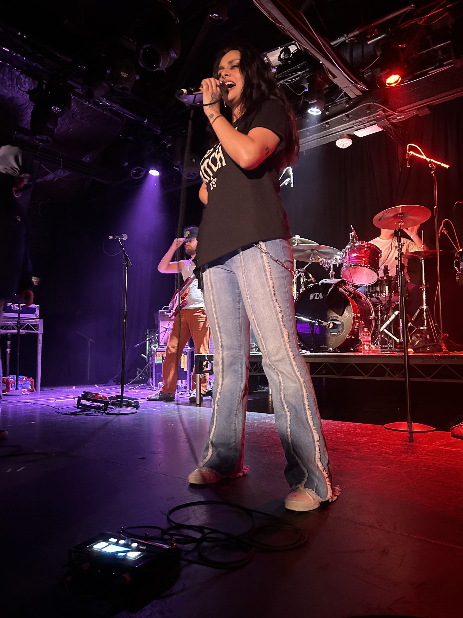 Just Friends’ Brianda Goyos León channels her Mexican roots with her music – Daily Sundial