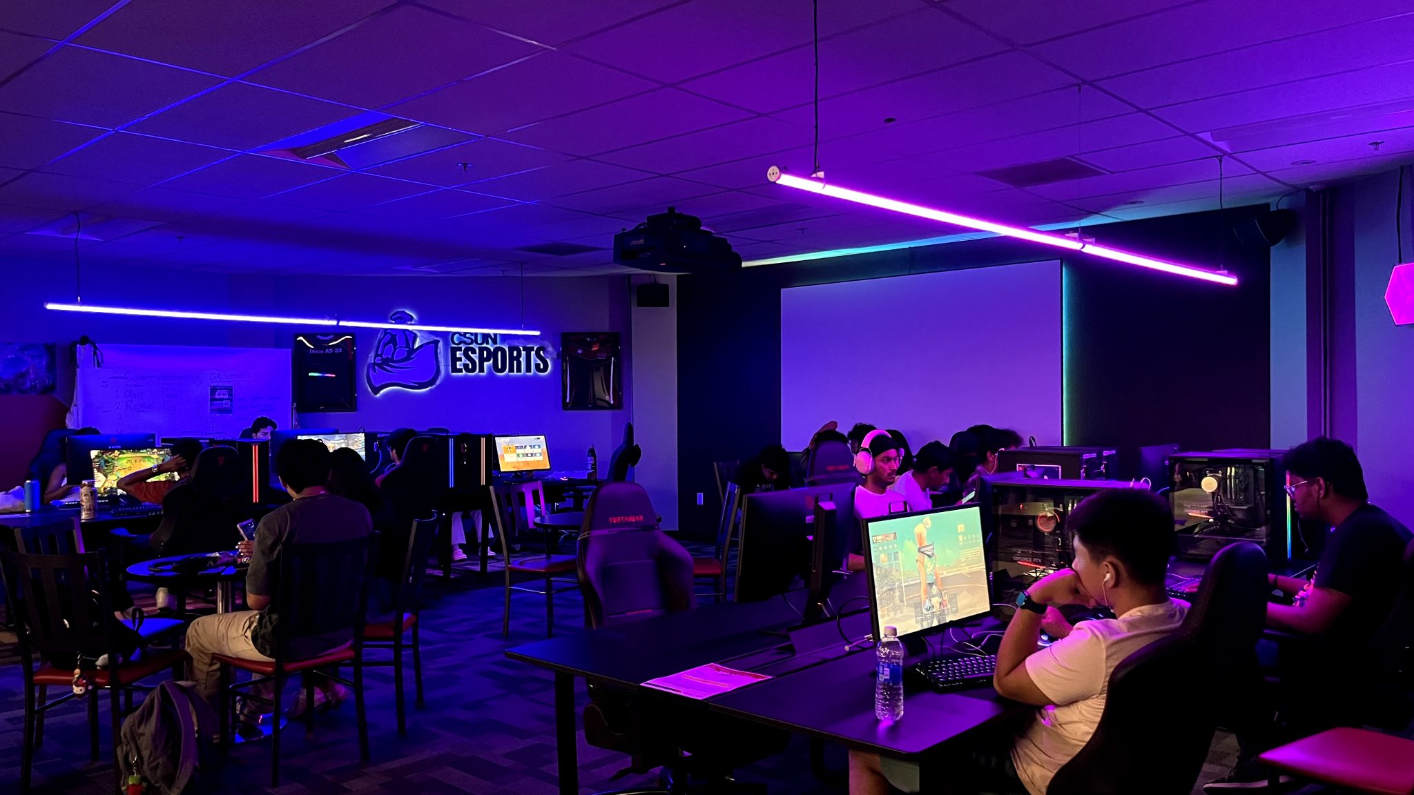 Rocket League tournament brings excitement to CSUN’s Game Room – Daily ...