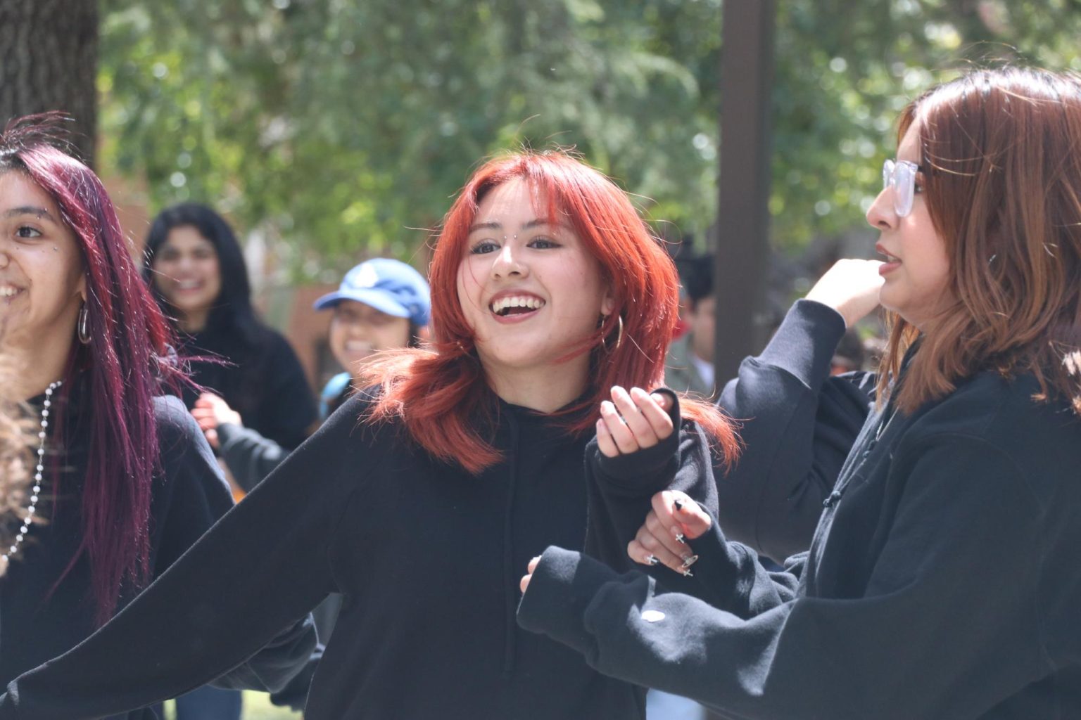 CSUN dance club surprises students with April Fools flash mob – Daily ...