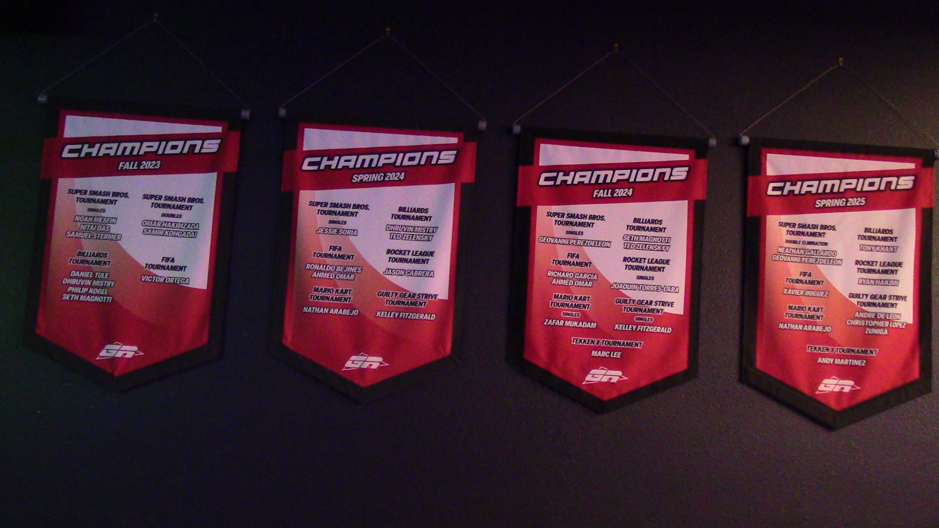 CSUN Games Room hosted packed billiards tournament – Daily Sundial