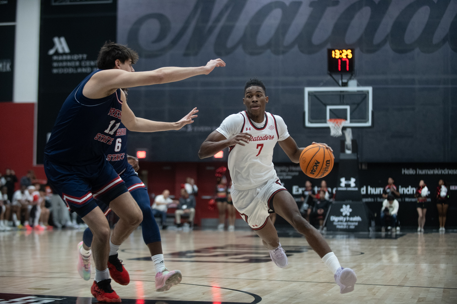 Clutch three from Davis secures CSUN win over Fresno State – Daily Sundial