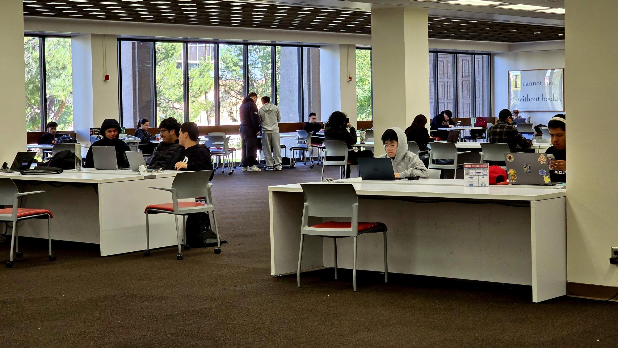 In-person vs. online: How CSUN students learn differently – Daily Sundial
